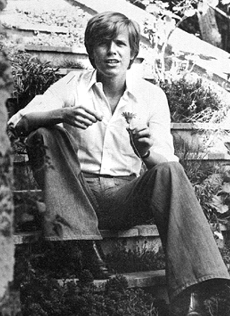 Biography | PETER NOONE - Peter Noone